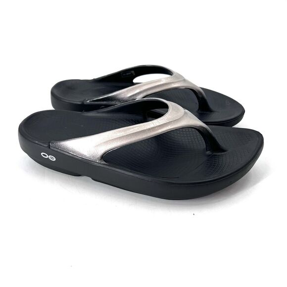 OOFOS | Shoes | Oofos Original Black Silver Thong Recovery Sandals ...